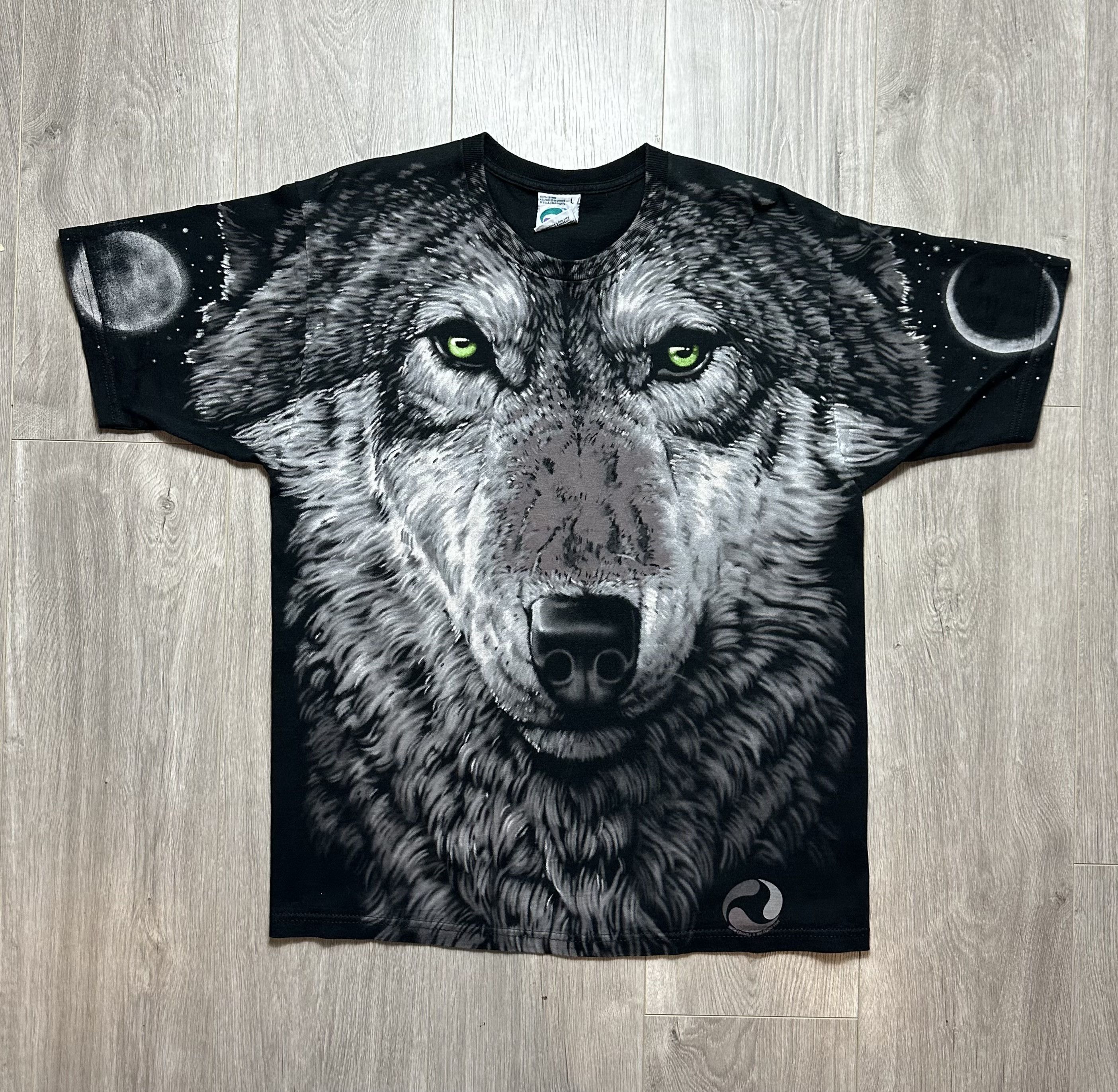 Vintage Vintage 1996 Liquid Blue Wolf All Over Print Animal Wildlife ...