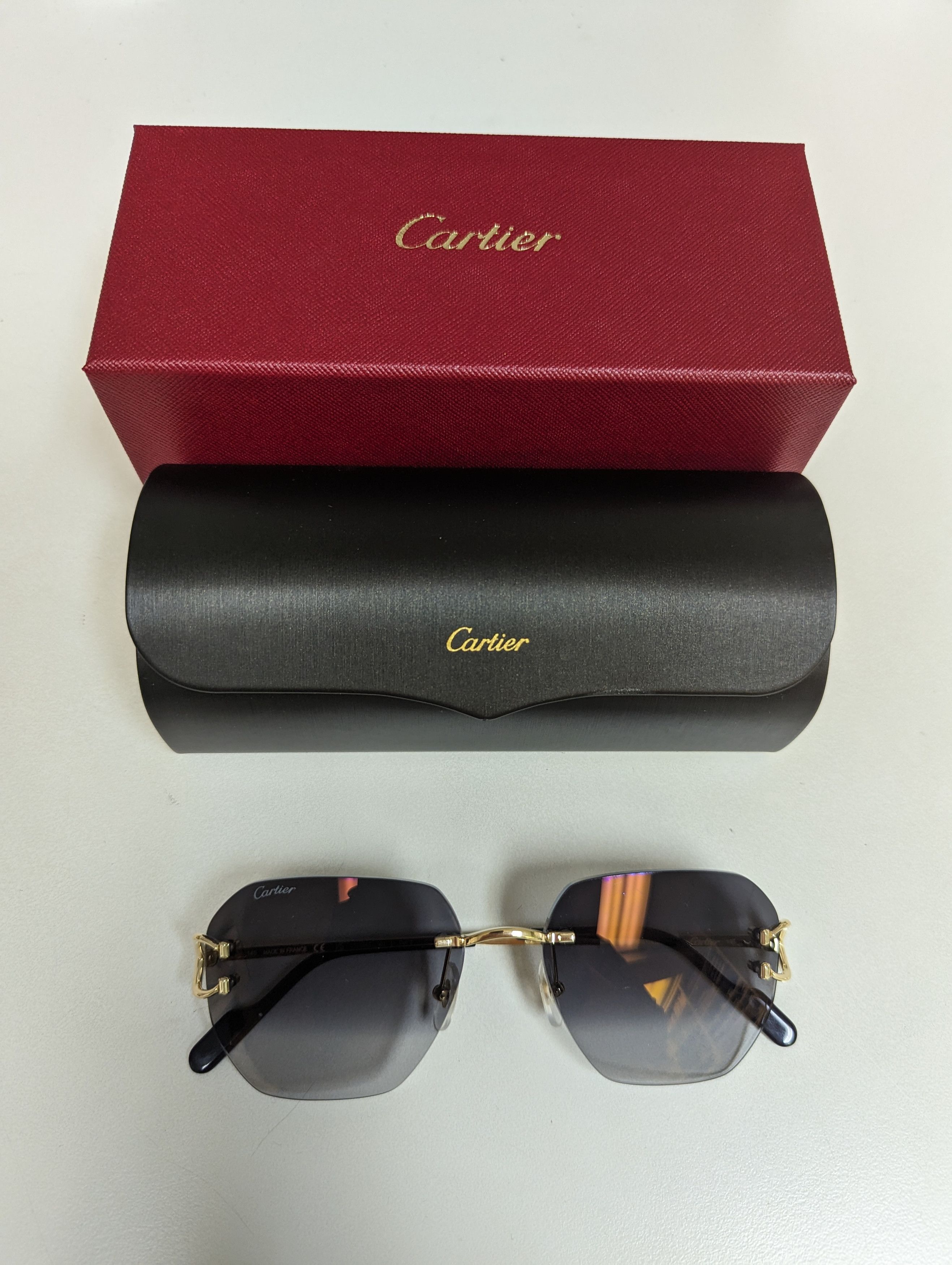 Cartier Cartier C Decor Big C Sunglasses with grey gradient lenses ...