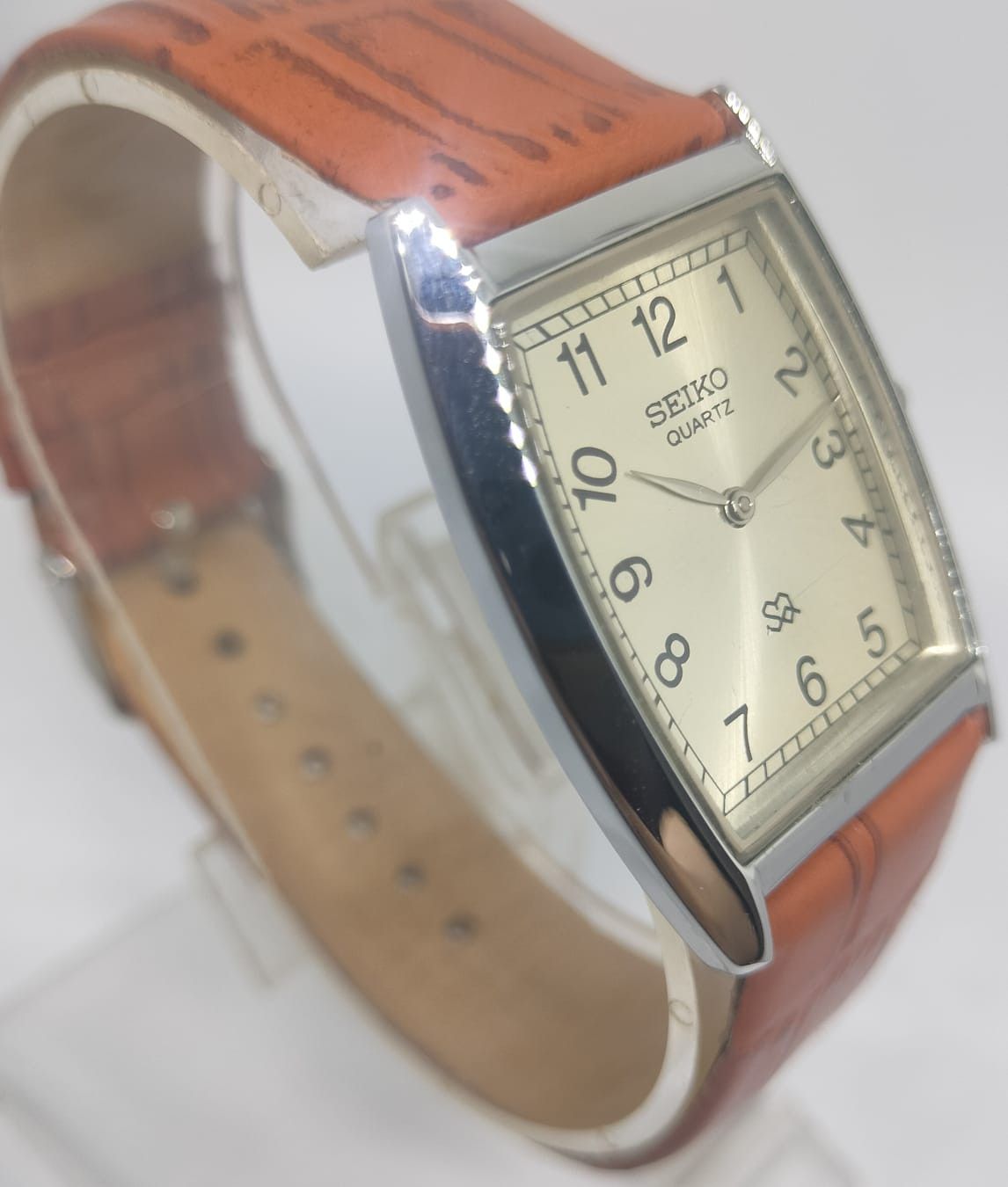 Seiko SEIKO SLIM SQ QUARTZ SILVER DIAL RECTANGULAR WRIST WATCH | Grailed