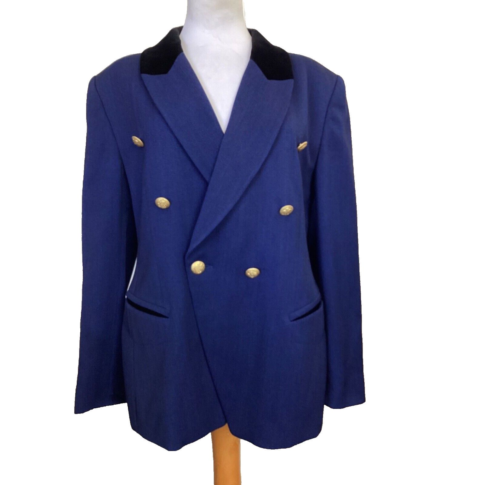 Take A Look About Escada Blazer Vintage