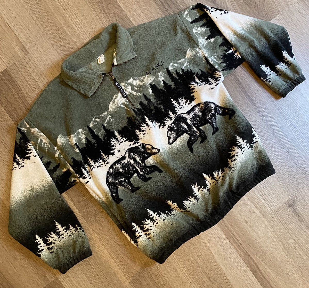 Streetwear × Vintage Vintage Made in USA Alaska Bear All Over Fleece ...