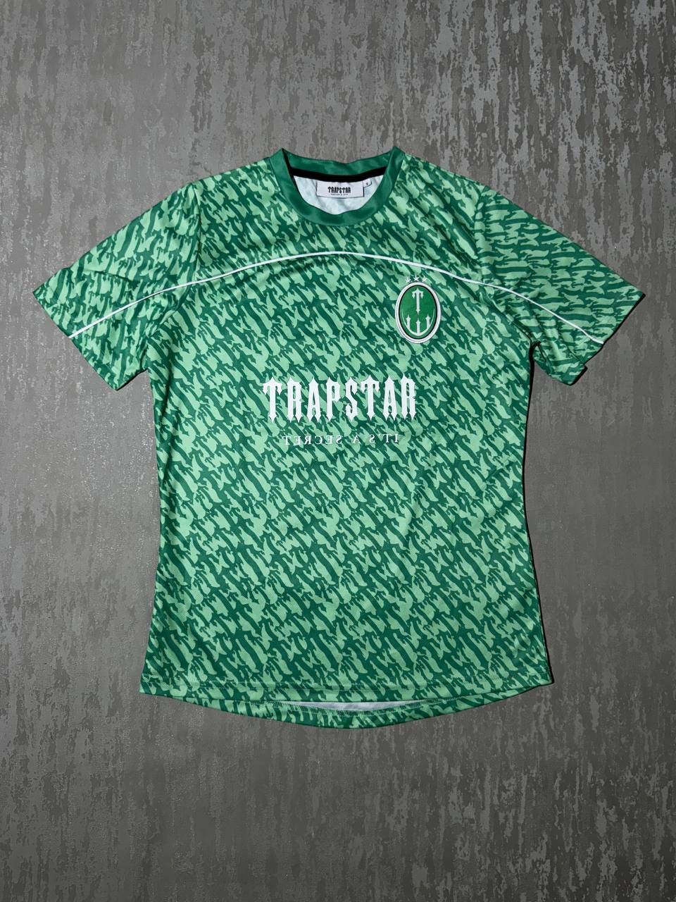 Hype × Trapstar London Green Trapstar London logo multilogo big jersey ...