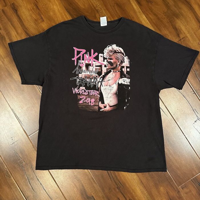 Band Tees Pink Beautiful Trauma World Concert Tour band tee shirt 2018 ...