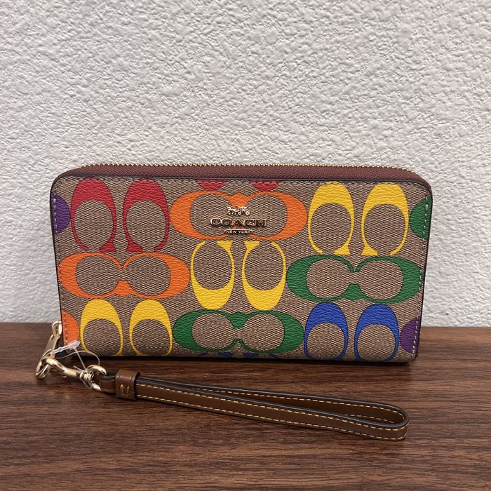 Coach Long Zip Around Wallet In Rainbow Signature Canvas | Grailed