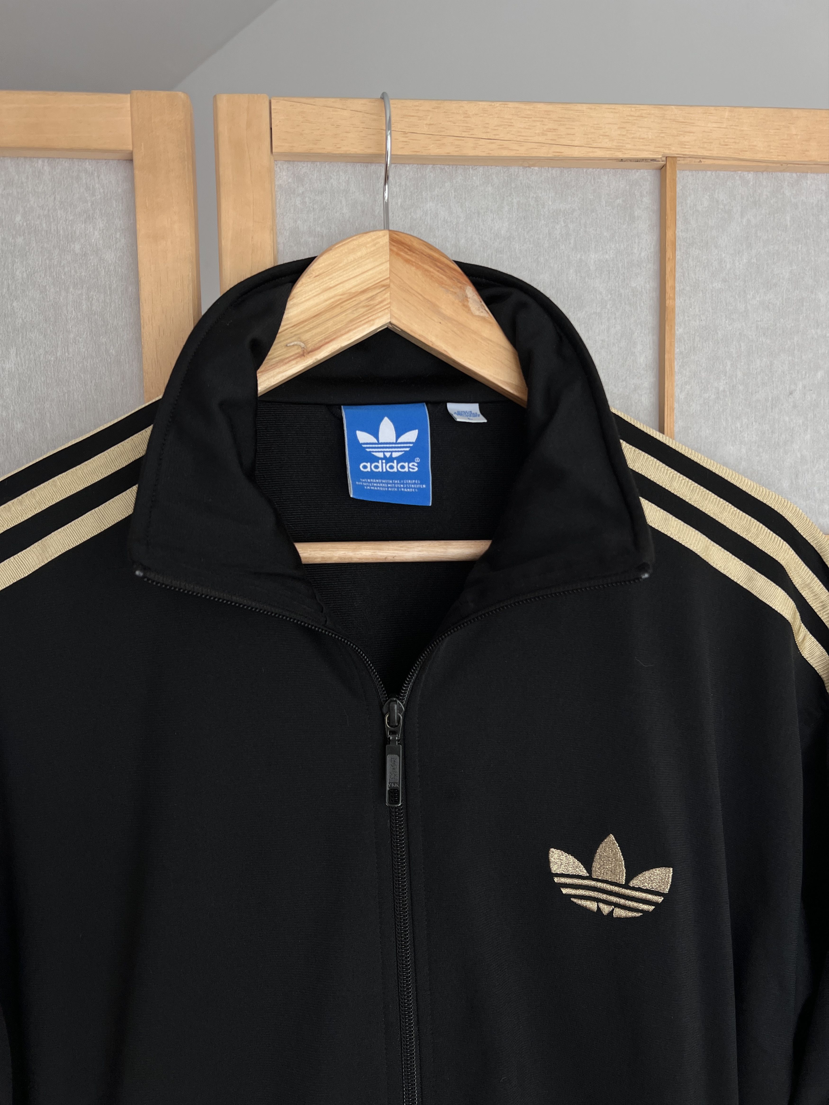 Adidas OG Adidas originals vintage 2000s track top jacket hype logo ...