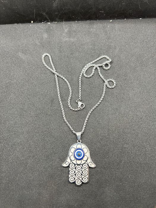 Silver Hamsa evil eye hand silver chain necklace | Grailed