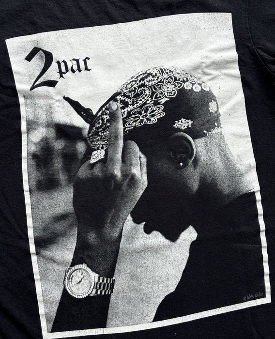 Band Tees 2Pac Middle Finger Photo RapTeeStyle Baby Tee Small | Grailed