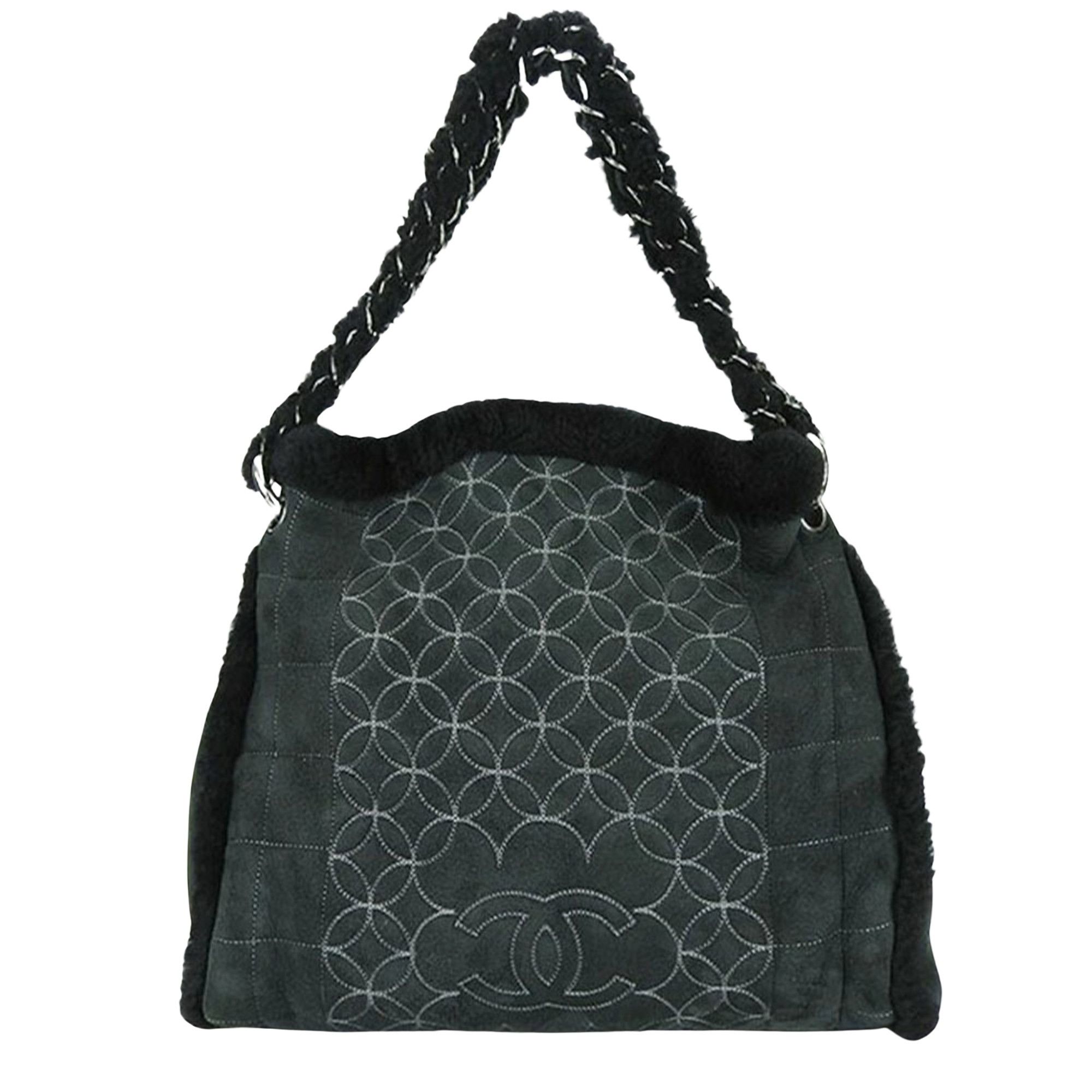 Chanel Chanel Quilted tote | Grailed