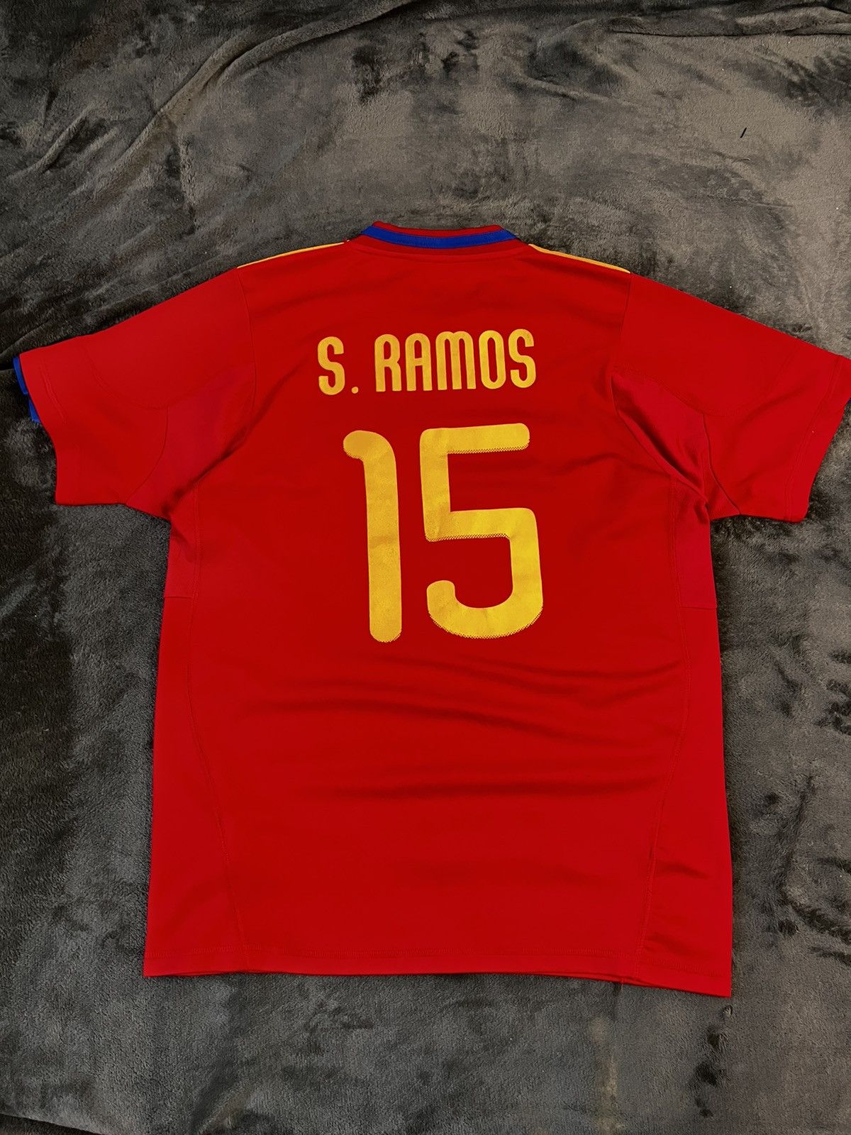 Adidas × Fifa World Cup × Soccer Jersey 2010 Sergio Ramos Adidas FIFA ...
