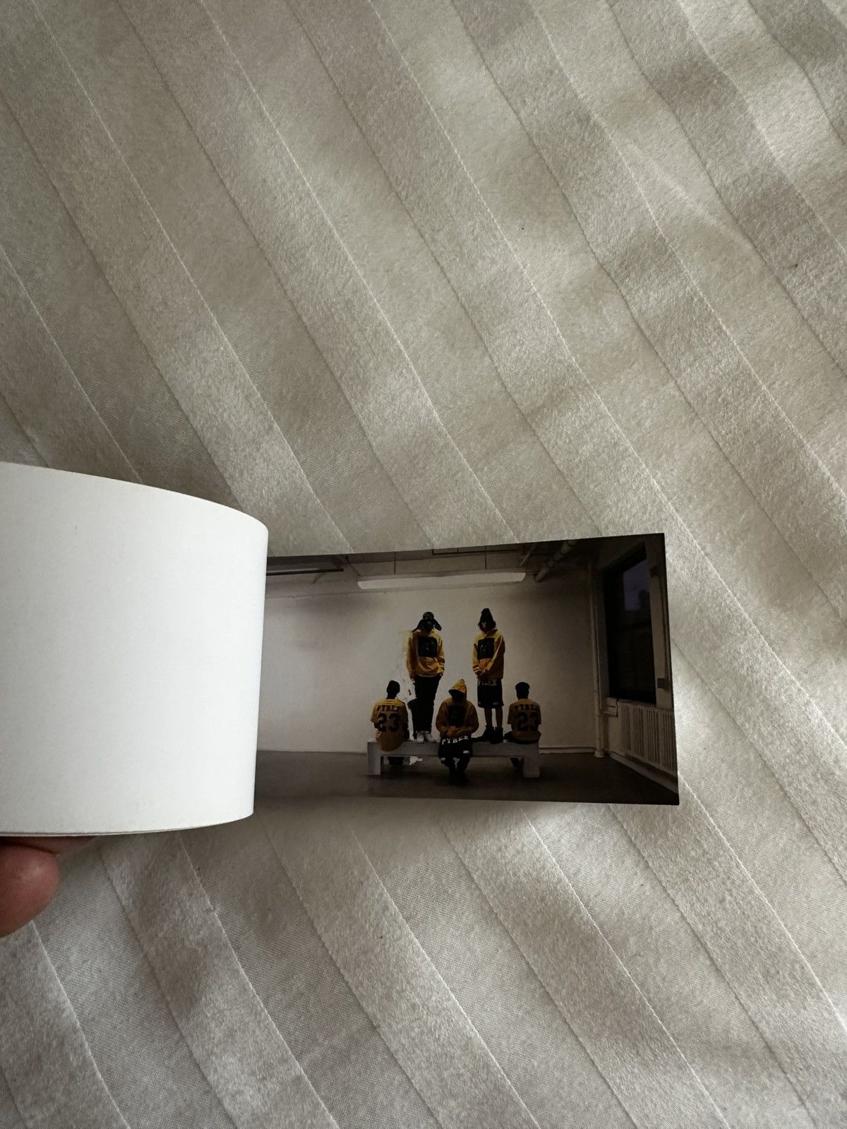 Pyrex Vision × Virgil Abloh Moving / flick picture photo book Pyrex ...