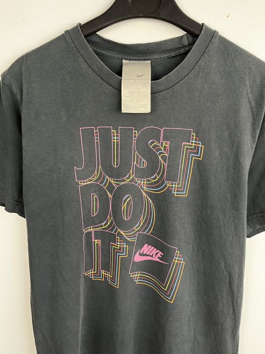Nike Vintage Faded t-shirt Nike Silver Tag 00s 90s Just do it | Grailed