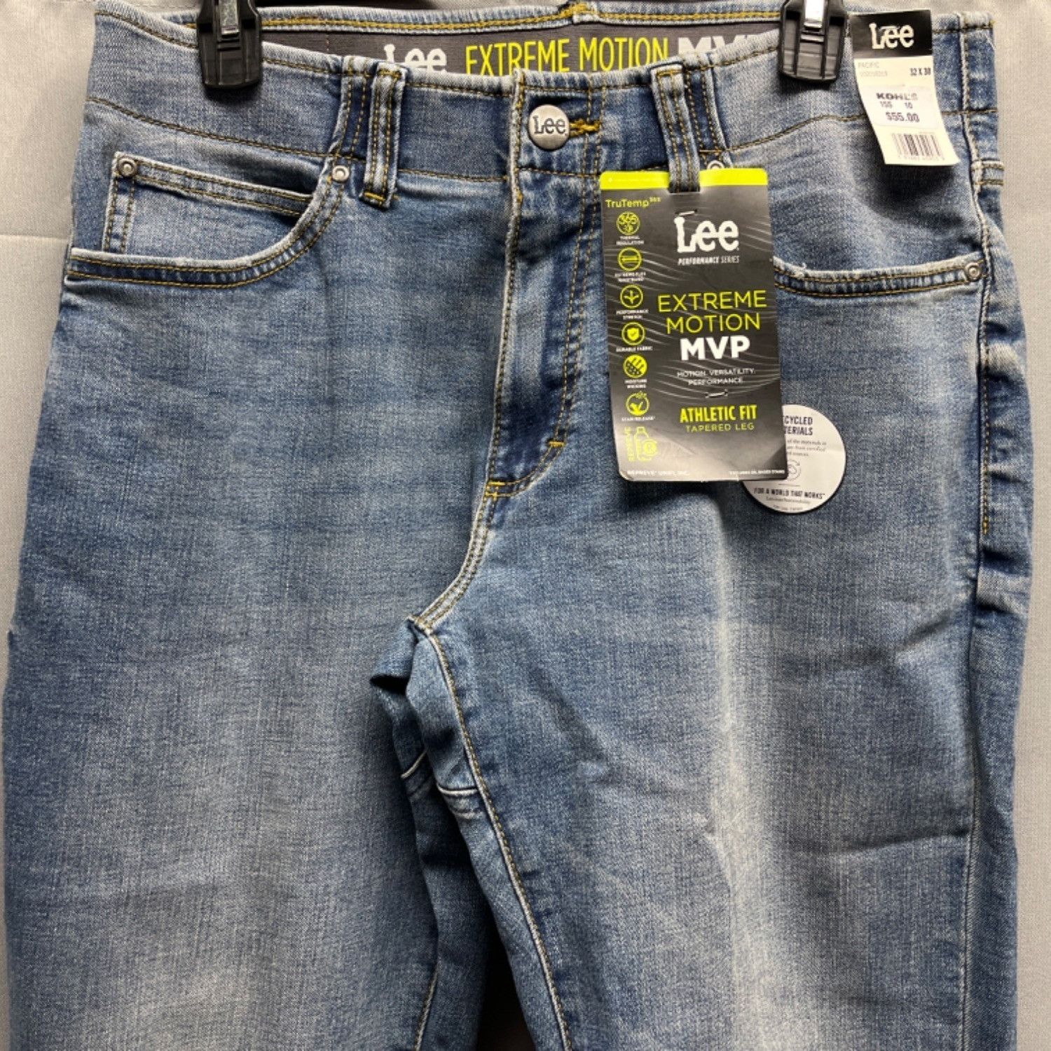 Lee Lee Extreme Motion MVP Men's Blue Jeans/Tapered Leg 32x30 SK | Grailed