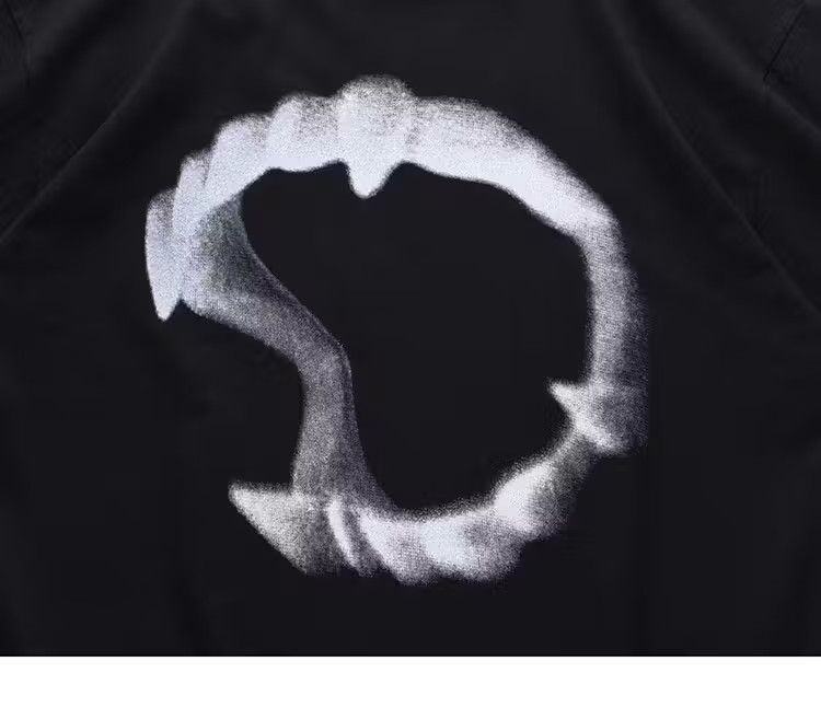 Vintage Fangs Oversized T-shirt | Grailed