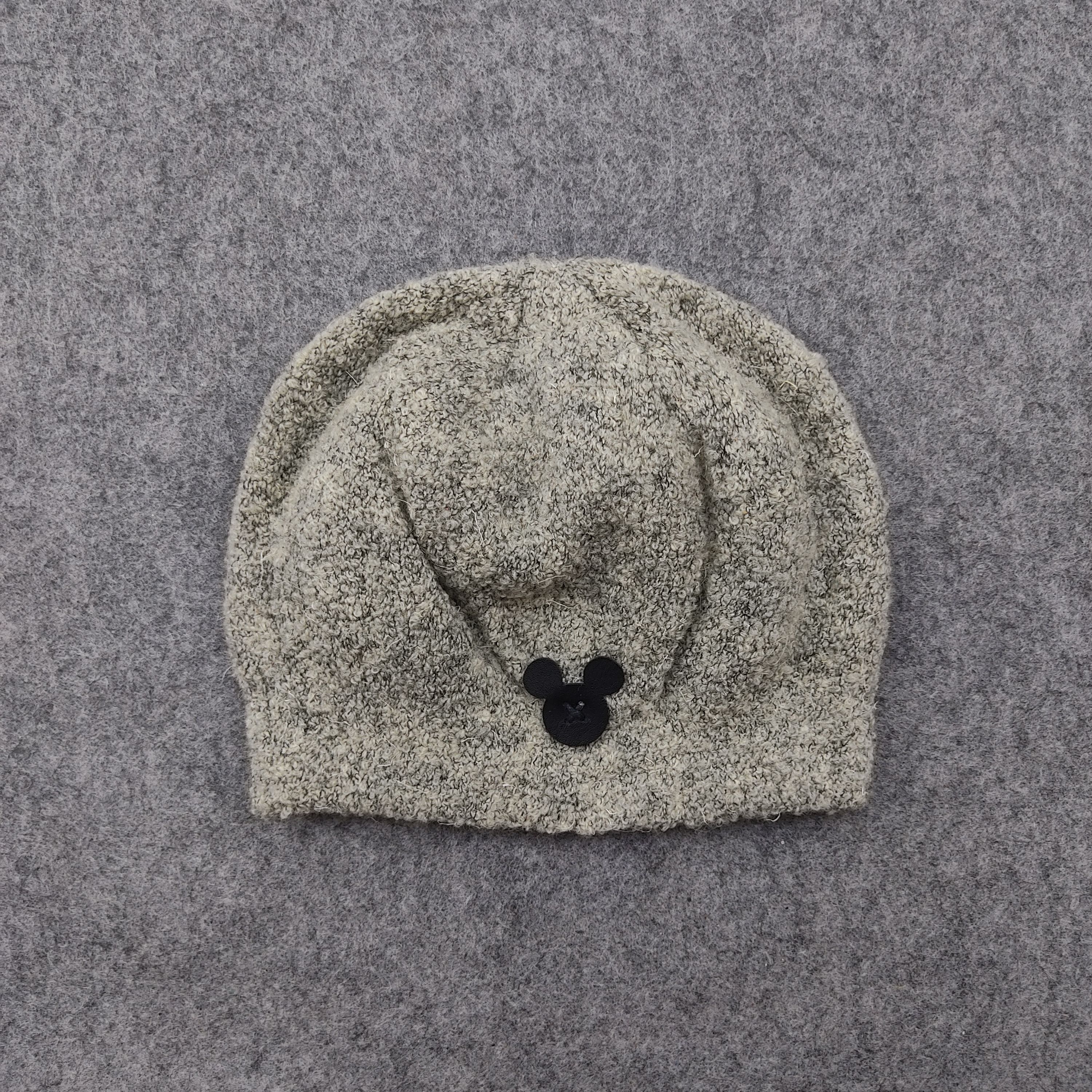 Disney × Japanese Brand × Streetwear Vintage Tokyo Disneyland Beanie ...