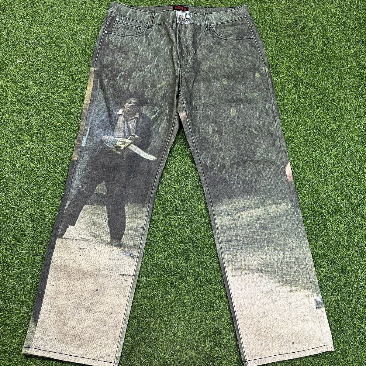 Half Evil × Movie × Streetwear Half Evil 333 x The Texas Chainsaw ...