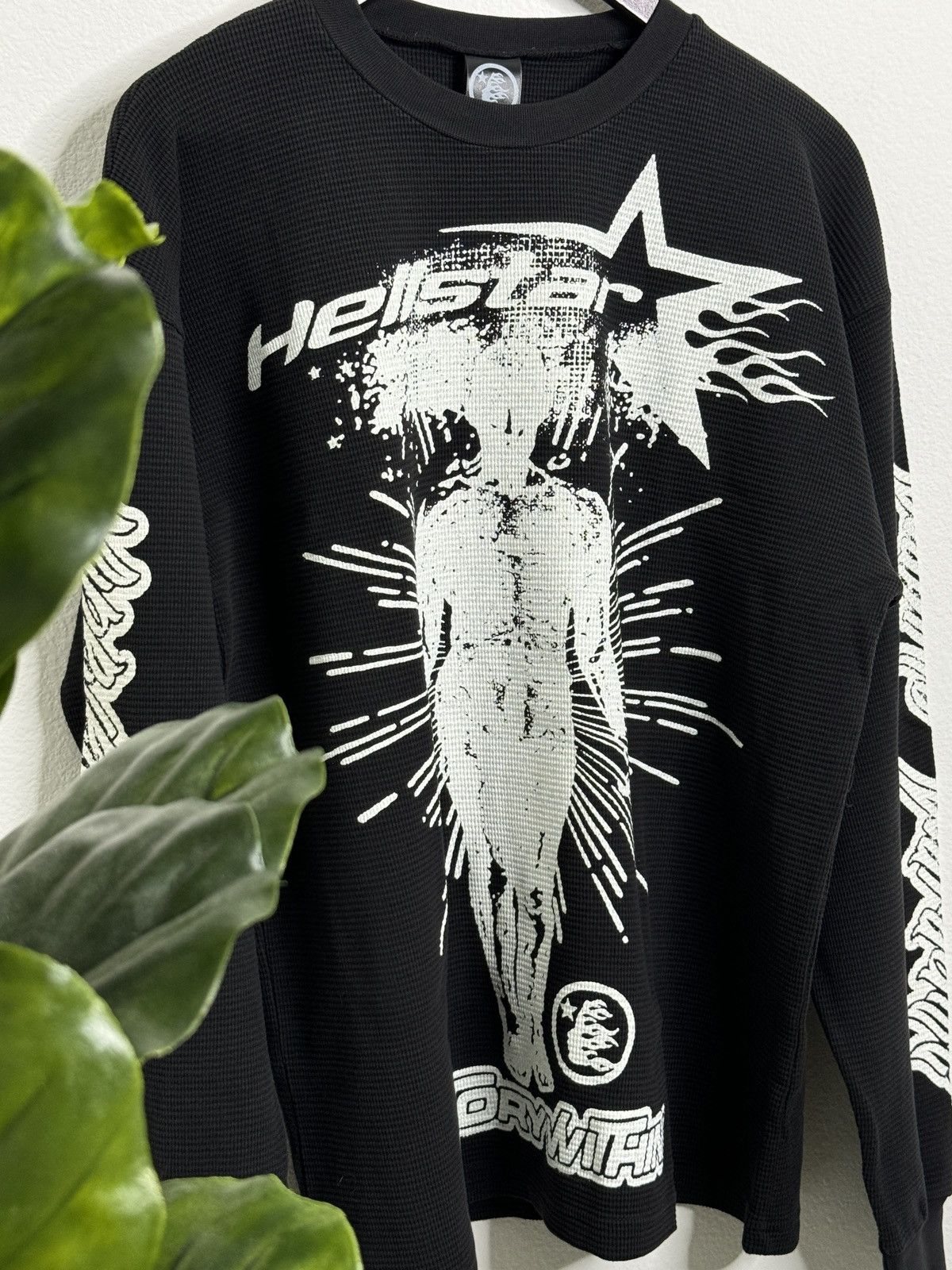 HELLSTAR Hellstar Studios Victory Thermal | Grailed