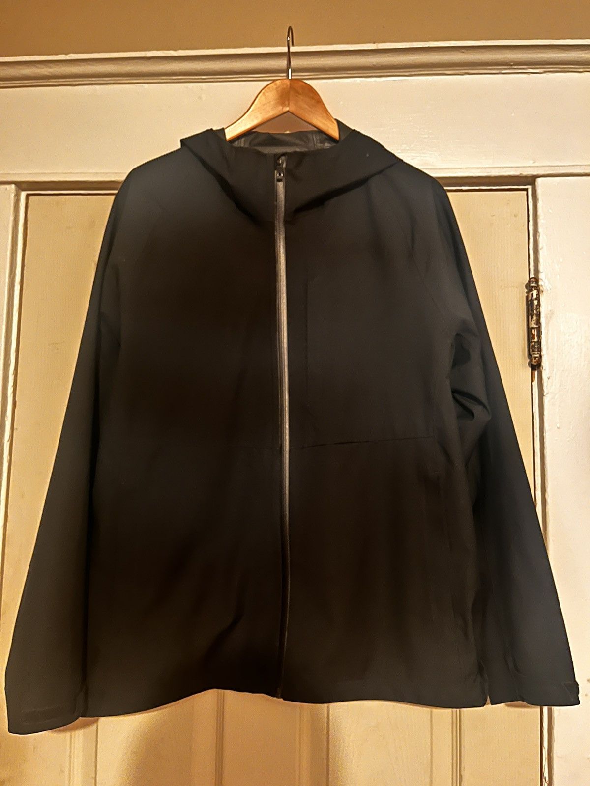 Uniqlo Uniqlo - Block tech parka | Grailed