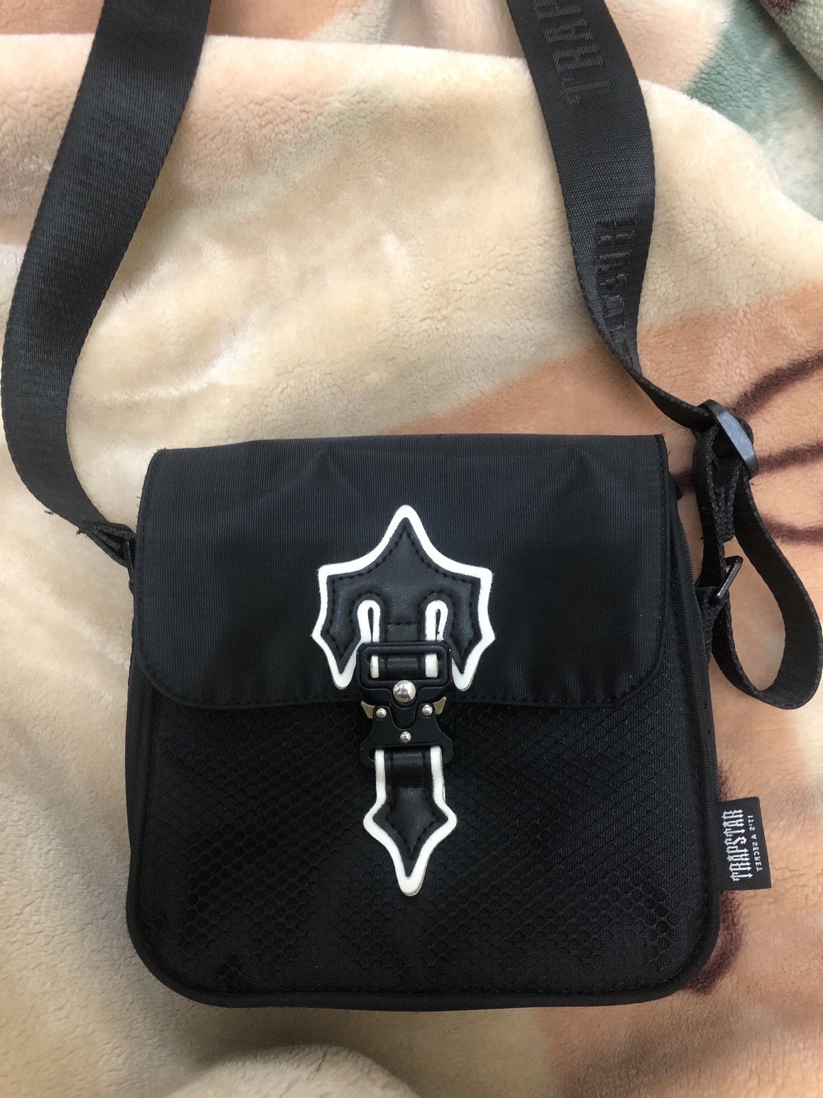 Trapstar London OG Trapstar Crossbag | Grailed