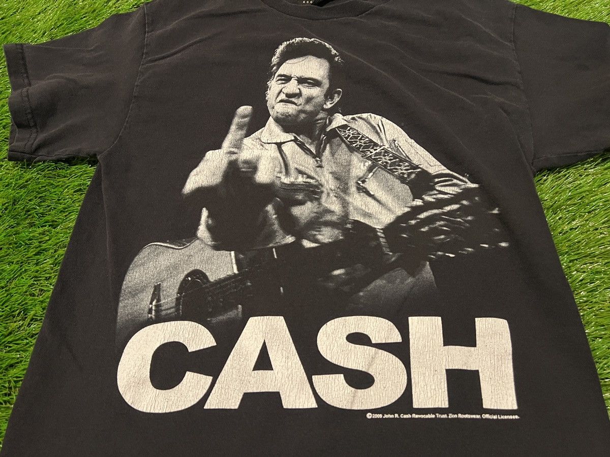 Vintage VTG Y2K 2009 Johnny Cash Middle Finger Faded Band T Shirt | Grailed