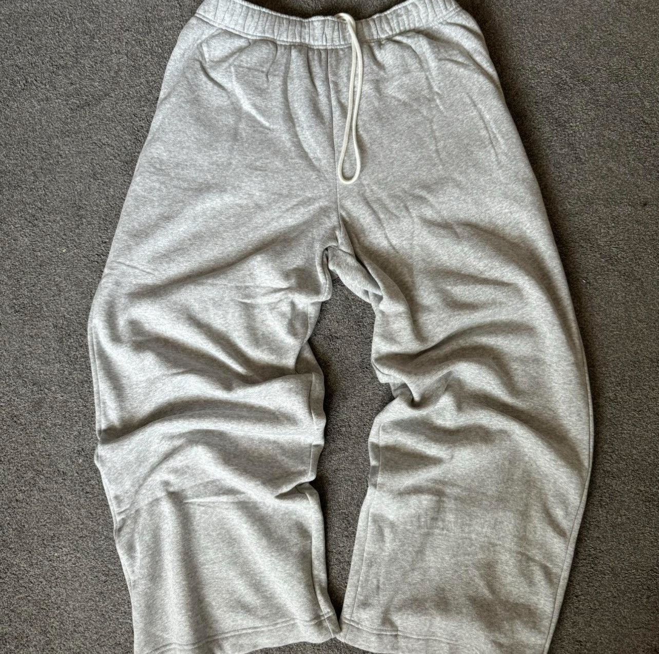 Streetwear Grey baggy sweatpants | Grailed