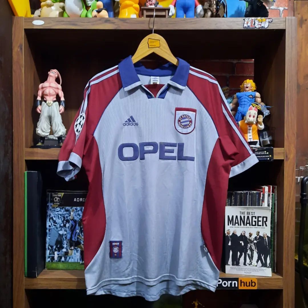 Vintage Bayern Munchen 1998/99 Away Steffan Effenberg #11 | Grailed