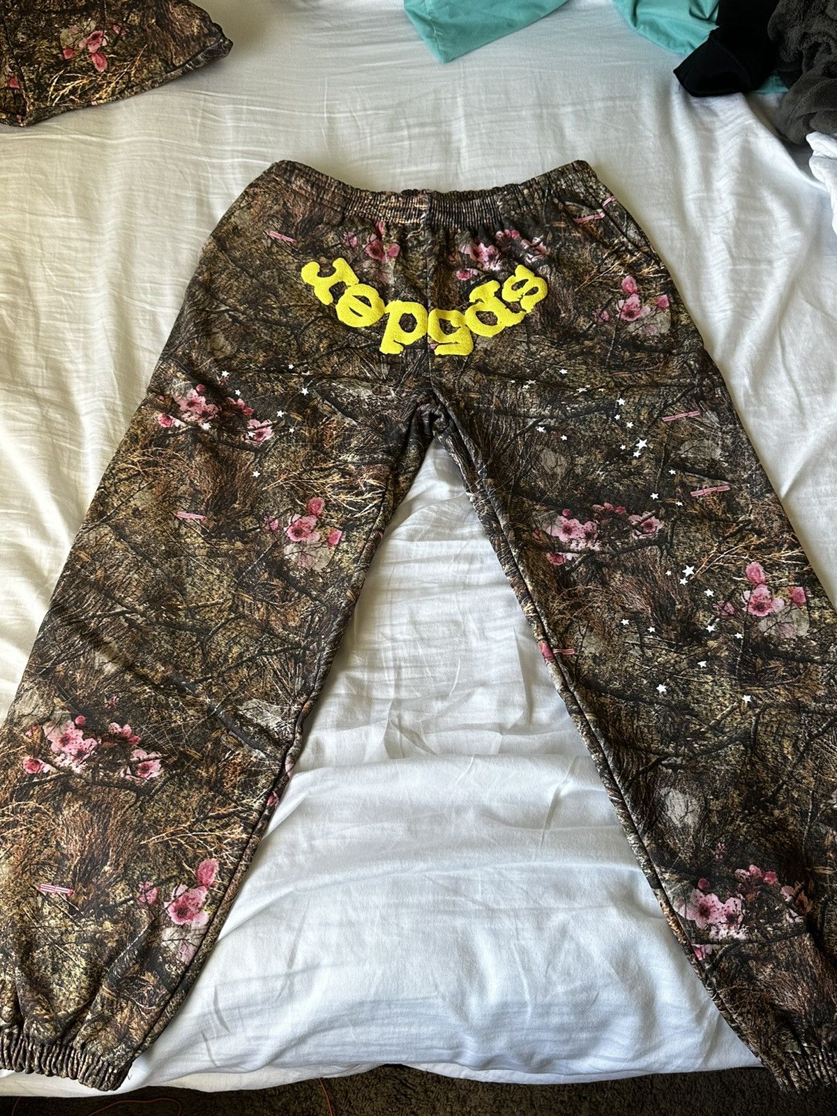Spider Worldwide × Young Thug Sp5der Camo OG Web Sweatpants | Grailed