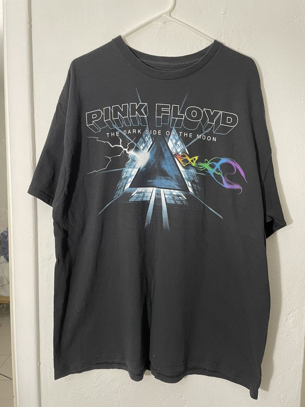 Vintage 00’s liquid blue pink floyd TDSOTM short sleeve t shirt | Grailed