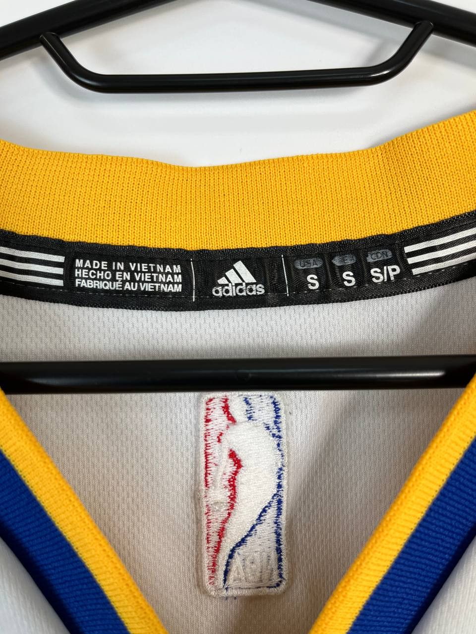 Adidas STEPH CURRY GOLDEN STATE WARRIORS JERSEY ADIDAS NBA SIZE S | Grailed