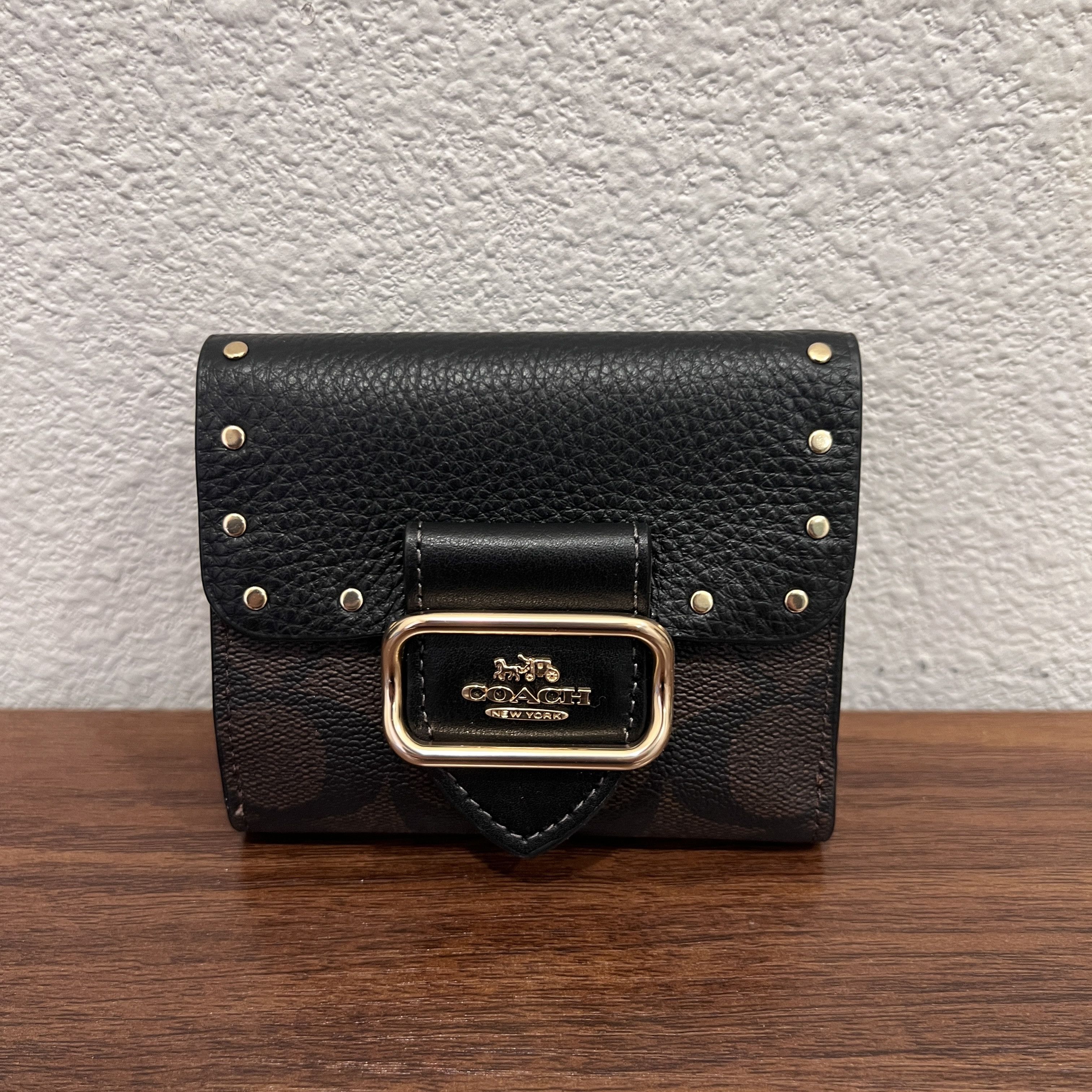 Coach coach Small Morgan Wallet In Colorblock With Rivets | Grailed