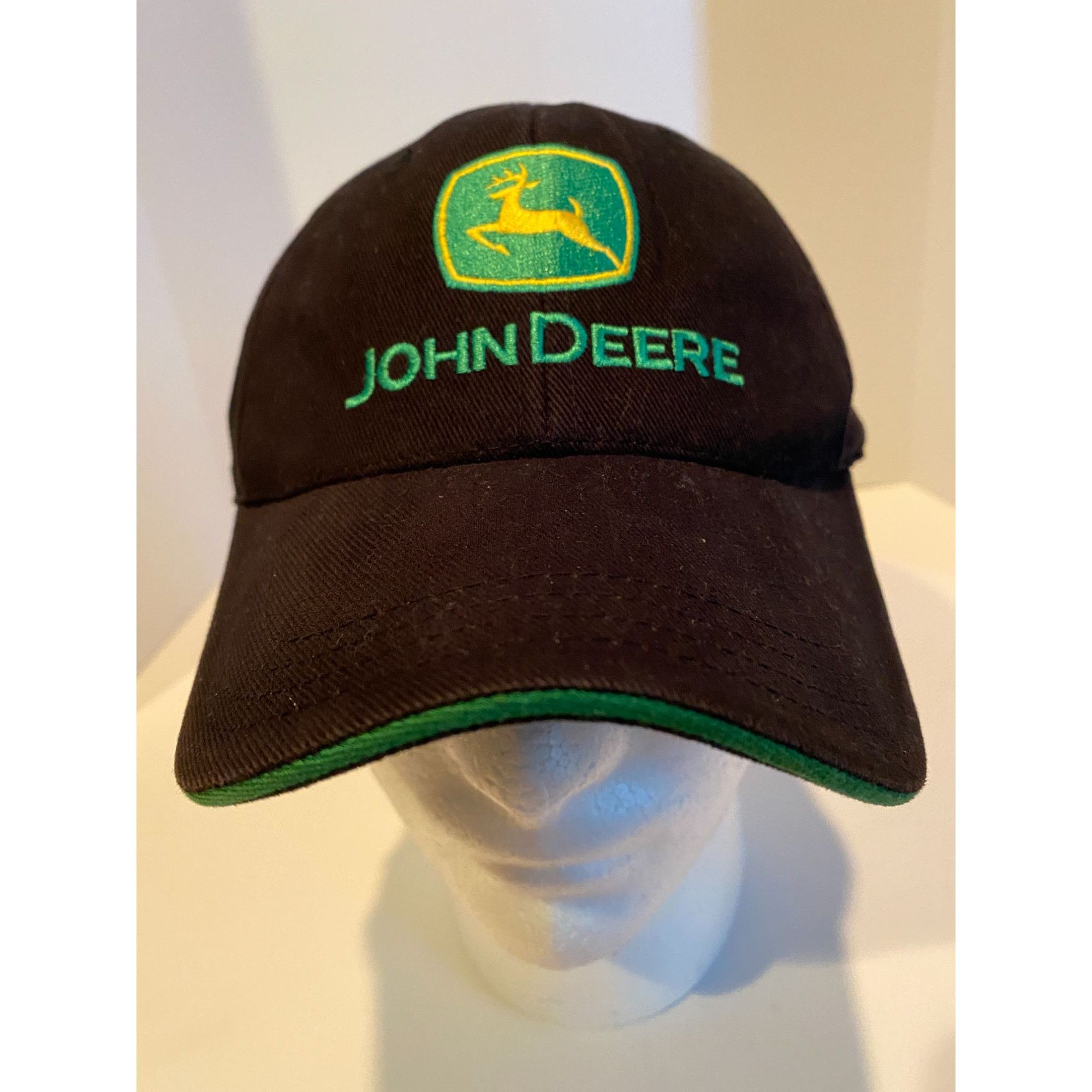 John Deere John Deere Hat, flexible fits all sizes, Black with Green tr ...
