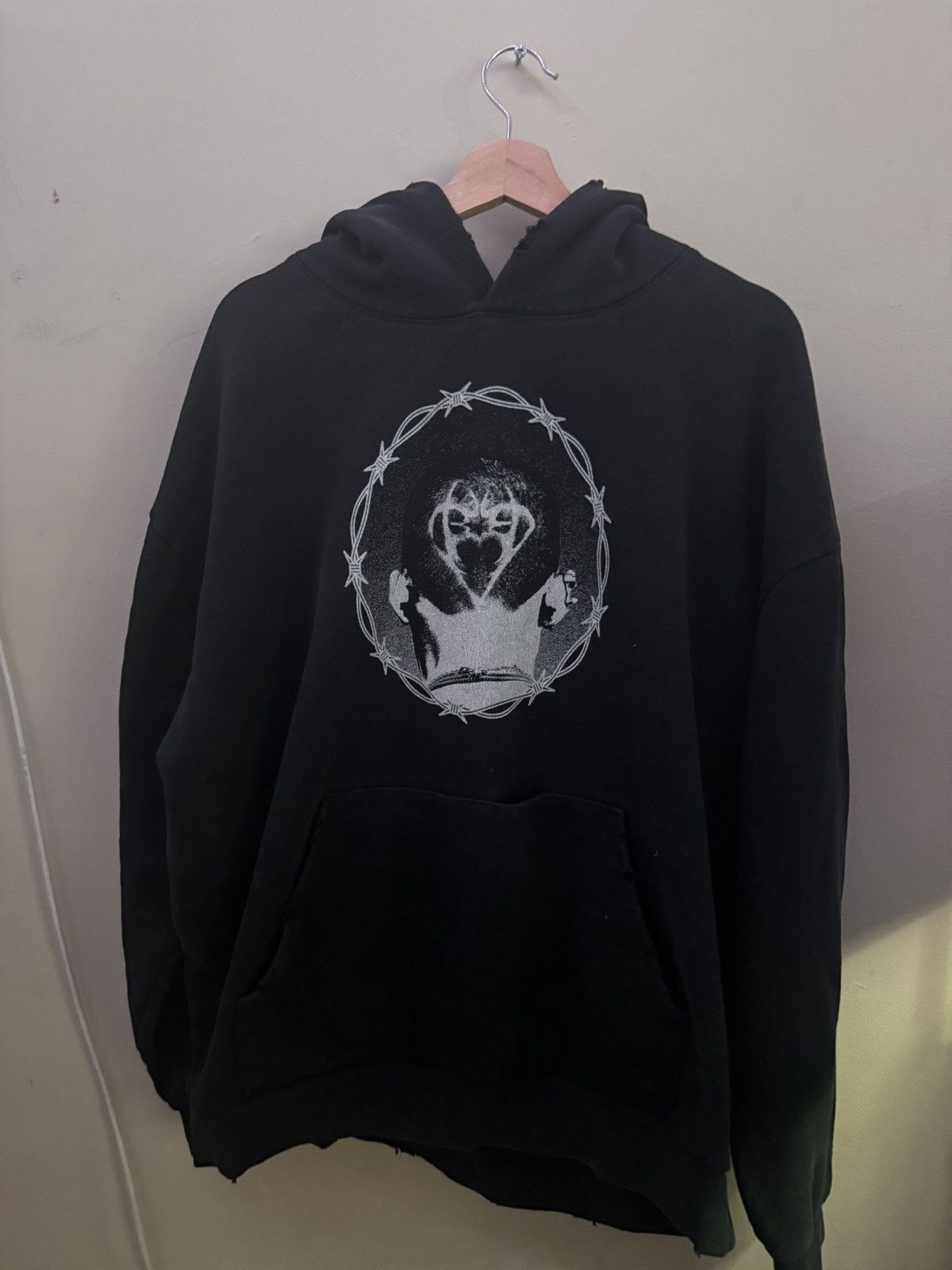 Other ISOKNOCK In love with the pain Hoodie | Grailed
