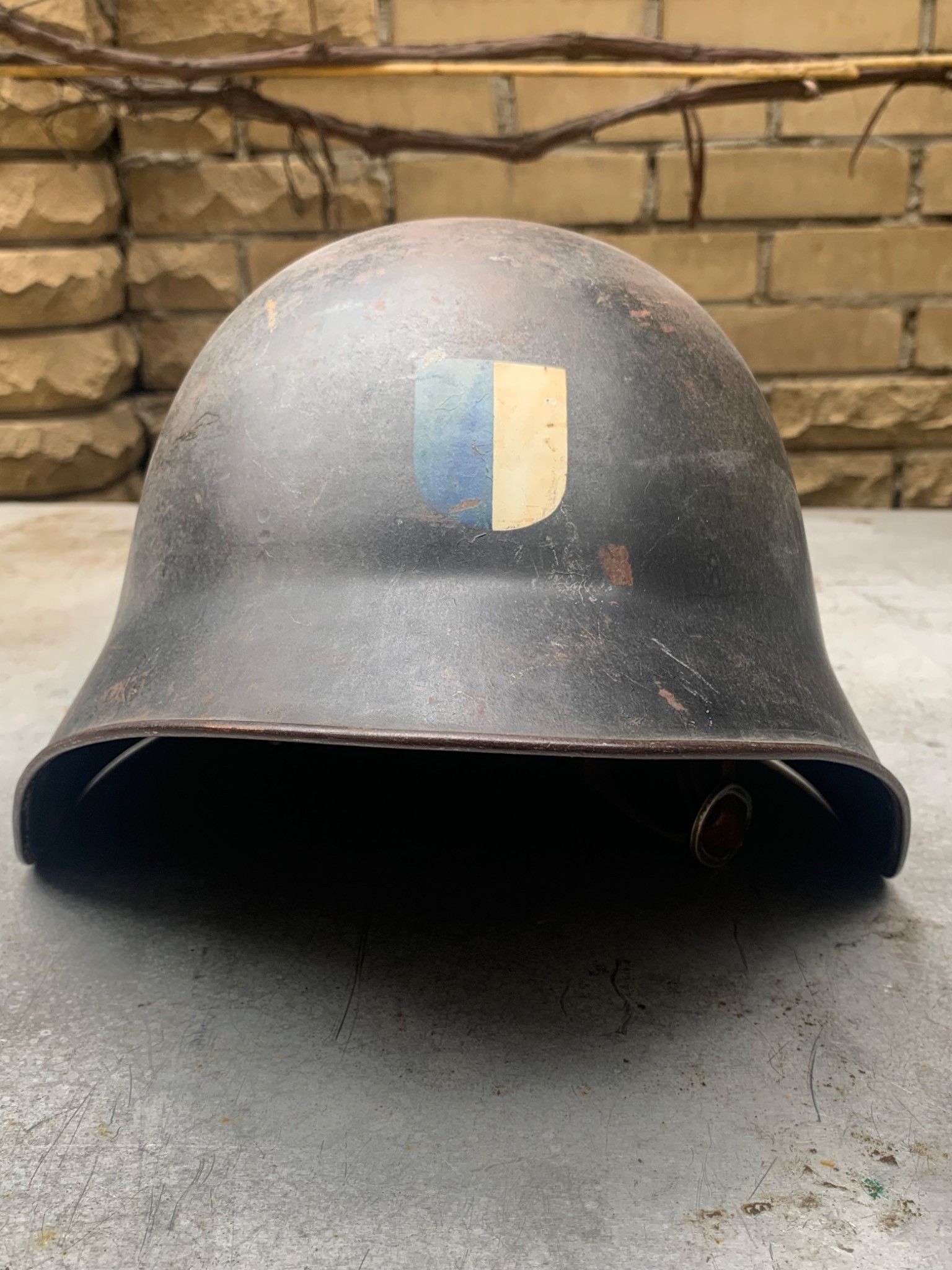 Military Vintage Swiss helmet M 18/40 | Grailed
