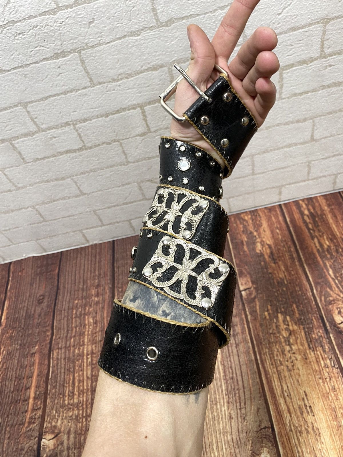 Archival Clothing Y2K Vintage Alt Belts Streetwear Rare Svarovki Style ...