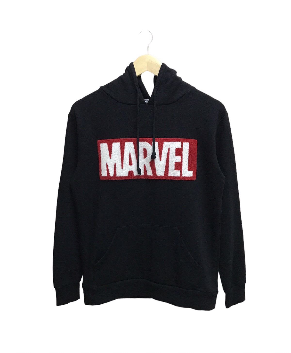 Marvel Comics MARVEL COMICS VELVET PATCH LOGO PULLOVER HOODIE | Grailed