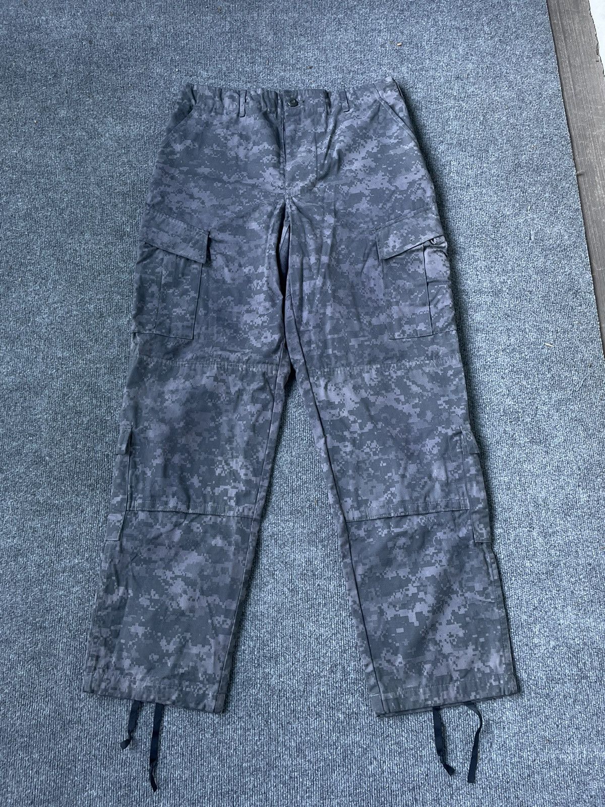 Military × Streetwear × Vintage Crazy VTG Military Digital Camo Cargo ...