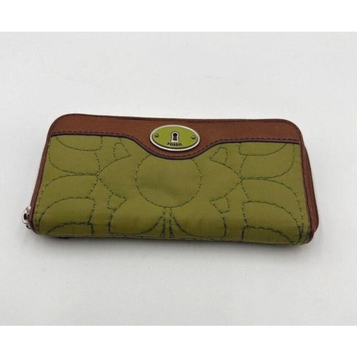 Fossil Fossil Key Per Wallet | Grailed