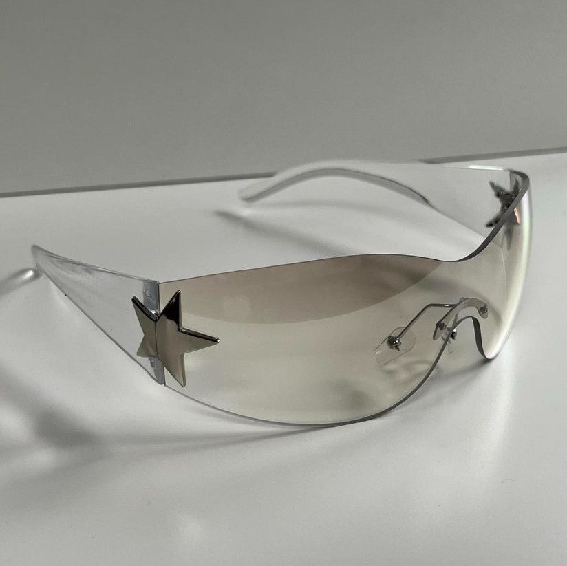Designer Y2k 2000s Vintage Clear Gradient Frameless Star Sunglasses