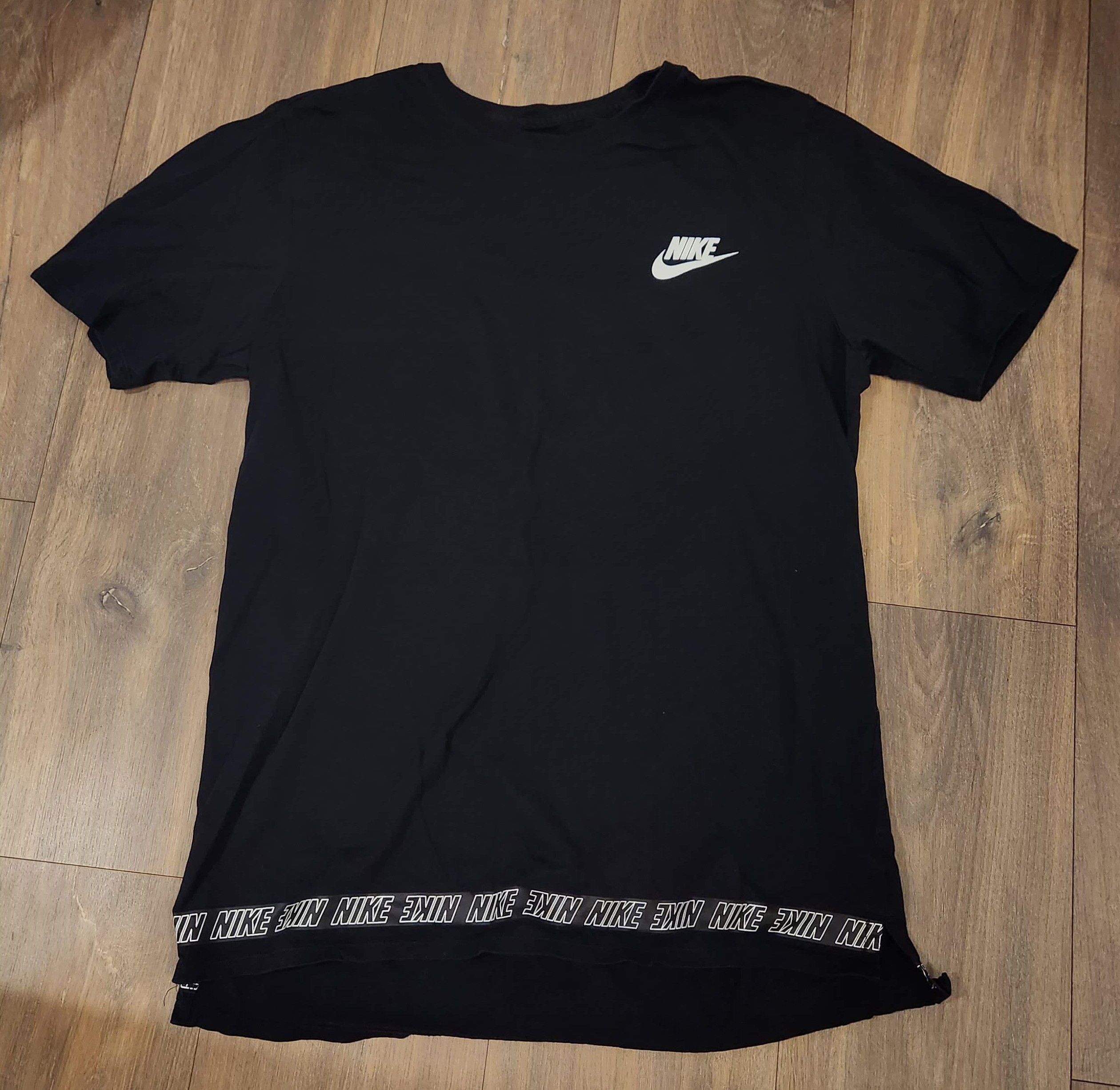 Nike Nike Tee Logo Black Men's Medium Wrap Around Banner | Grailed