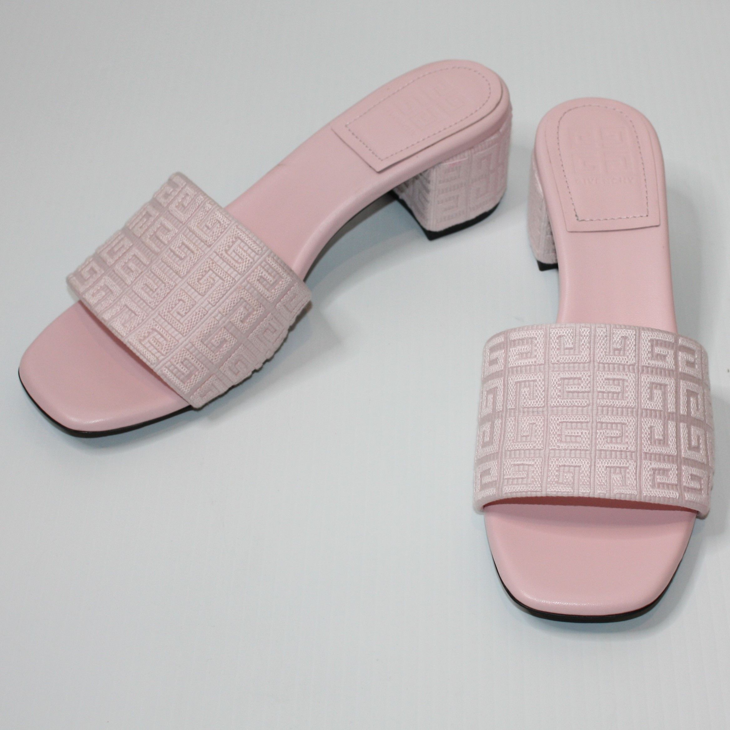 Givenchy 4G Block Heel Slide Sandals in Tender Pink New MSRP $775 | Grailed