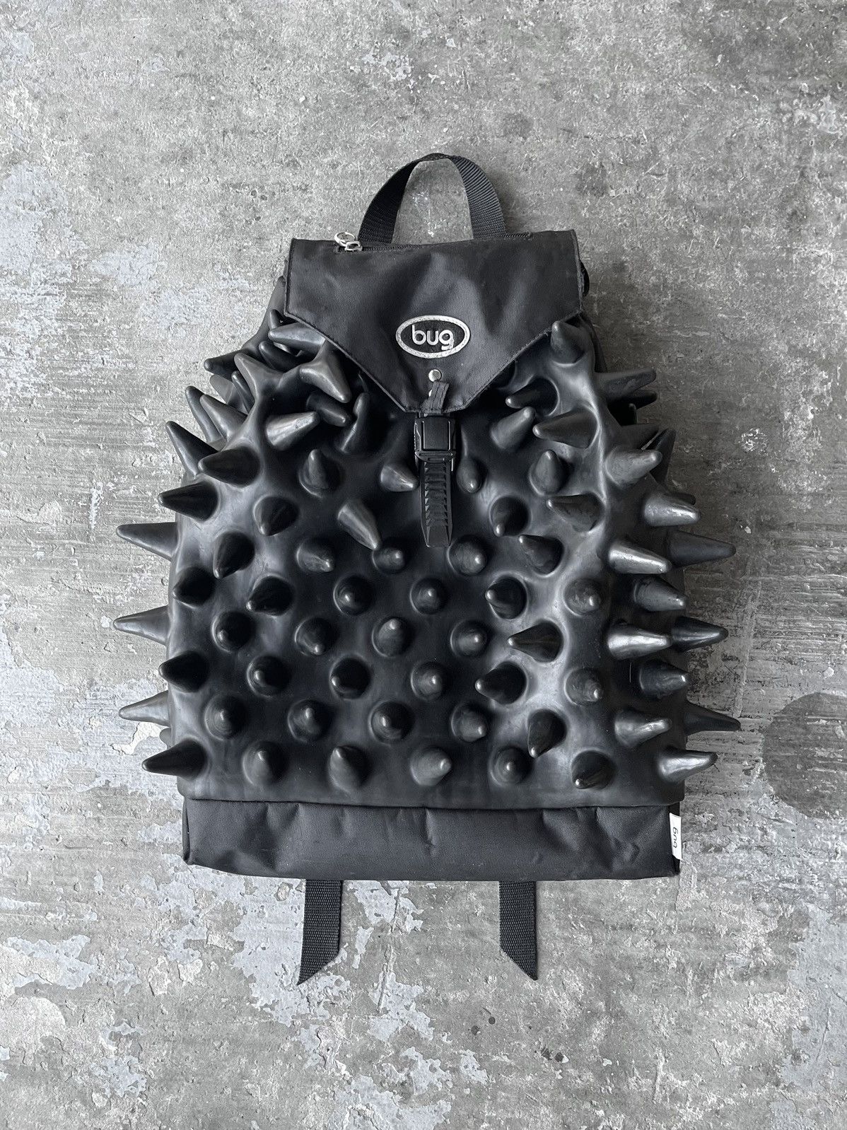 If Six Was Nine Craig Morrison gen 2 spiked bug bag | Grailed