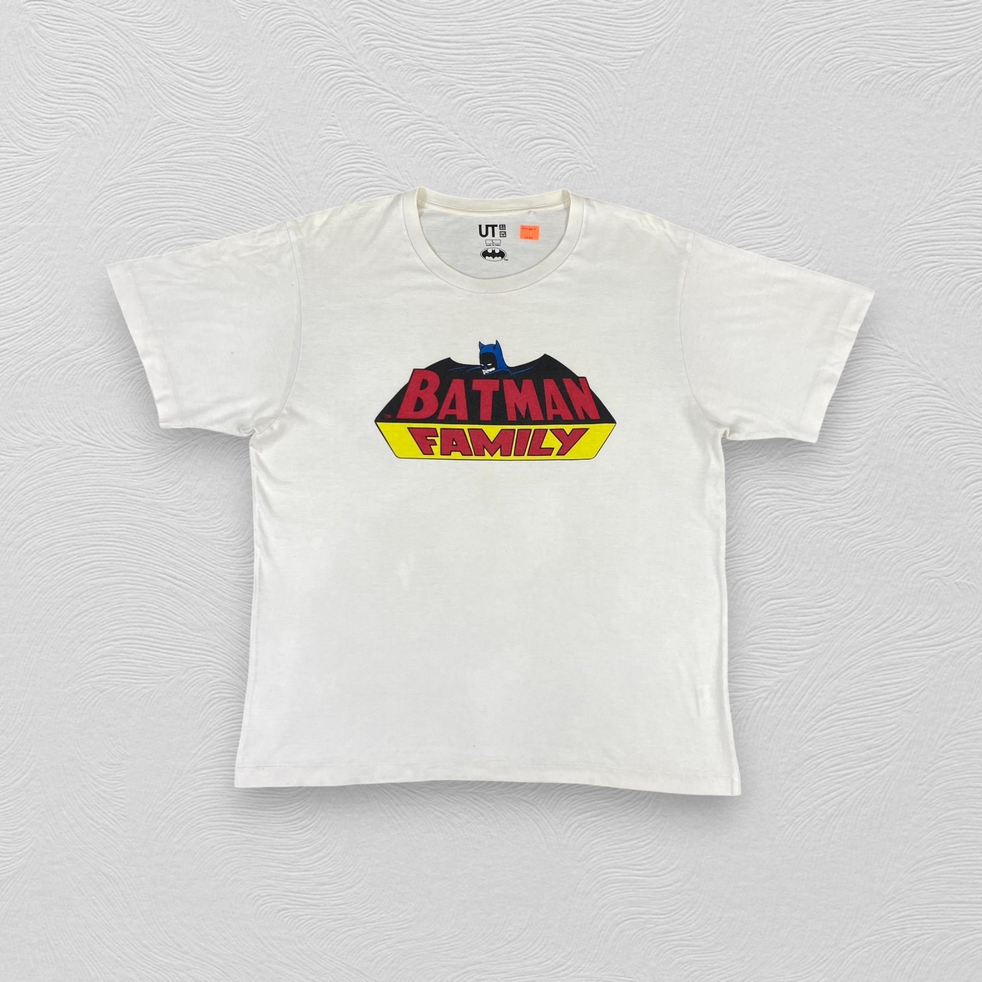 DC Comics UT Batman Family Graphic T-Shirt - L030 | Grailed