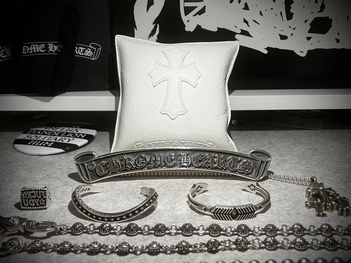 Chrome Hearts CHROME HEARTS SILVER DISPLAY “ SCROLL “ PLAQUE | Grailed