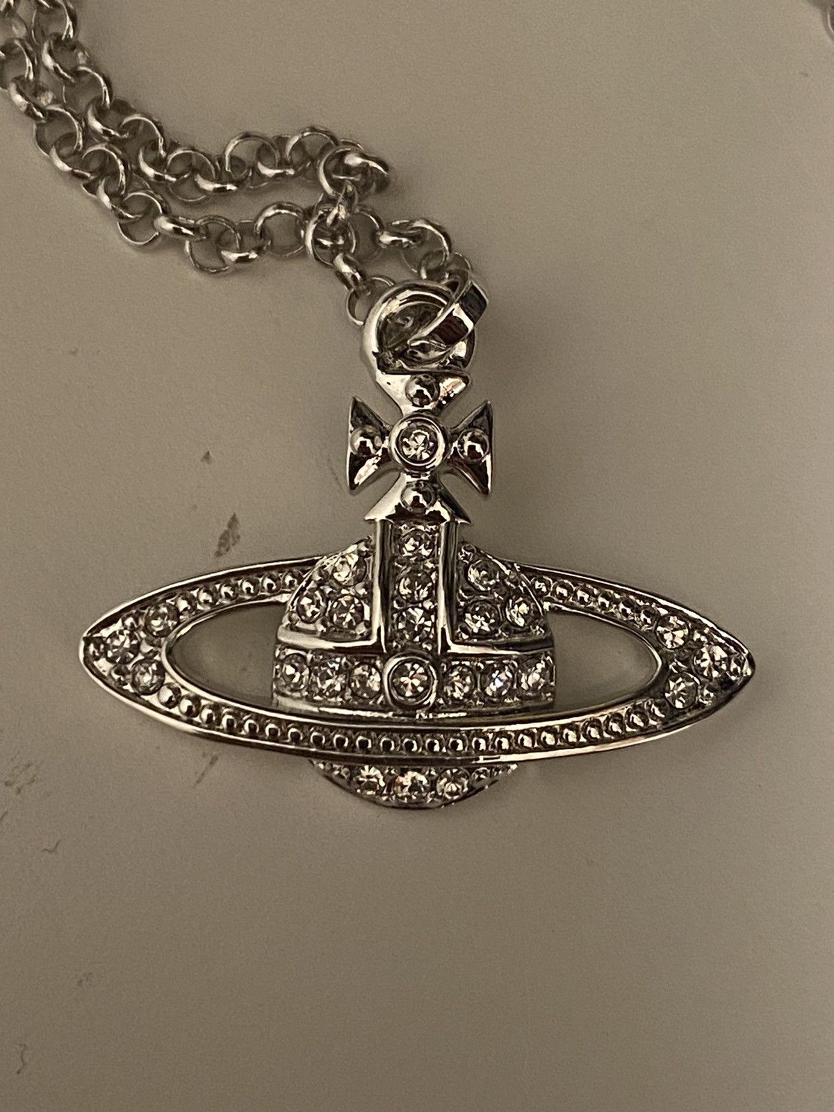 Vivienne Westwood Vivienne Westwood Orb necklace | Grailed