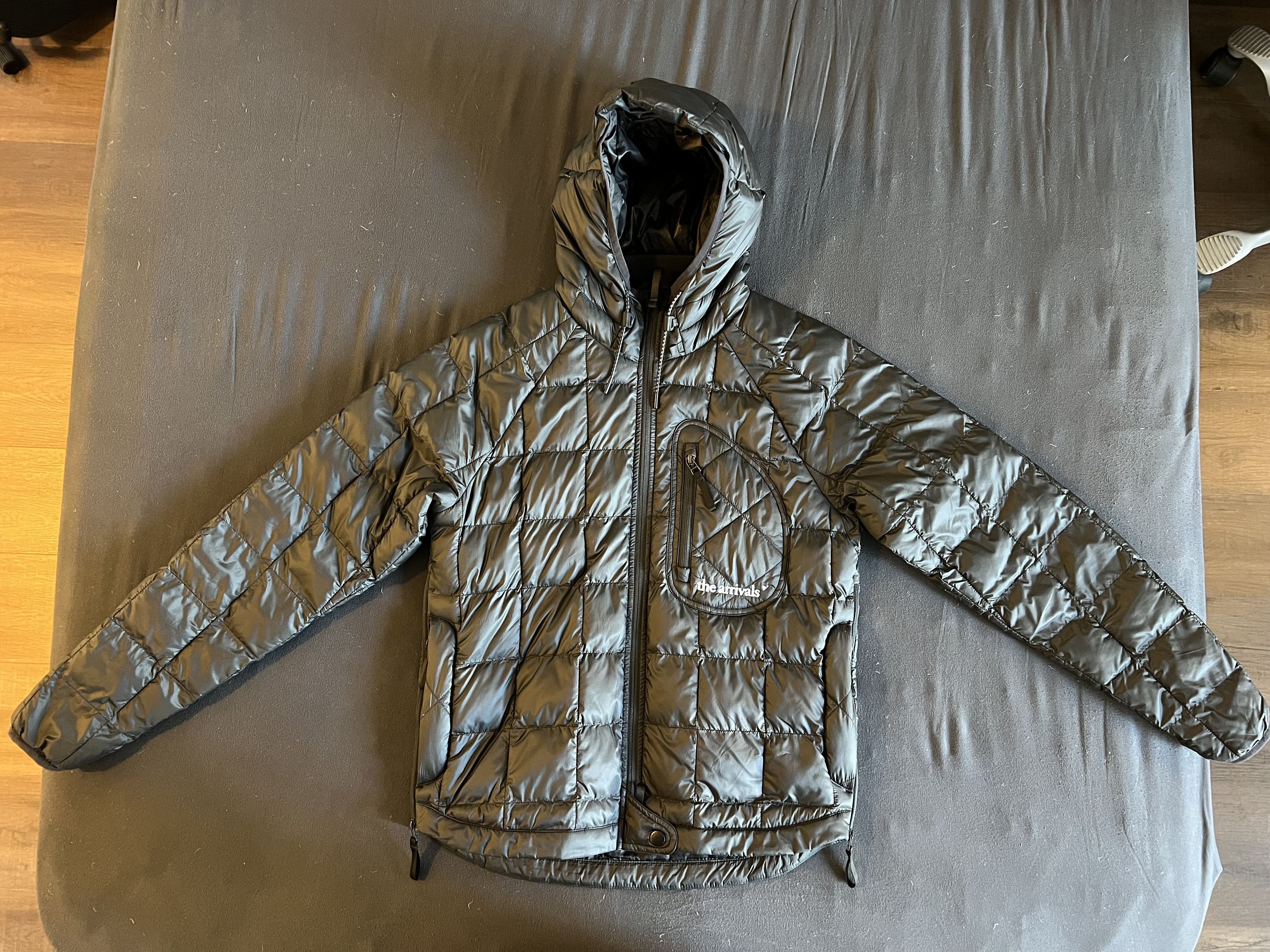The Arrivals The Arrivals lightweight packable HAELO hoodie | Grailed