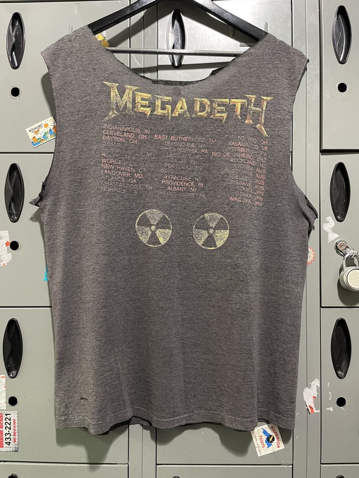 Band Tees × Megadeth × Vintage 1990 Megadeth Launch graphic tour merch ...