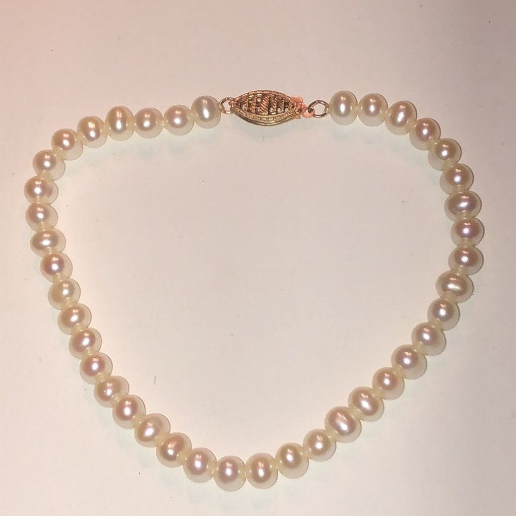 Vintage 10K RTI Genuine Freshwater Pearls Single Strand Bracelet | Grailed