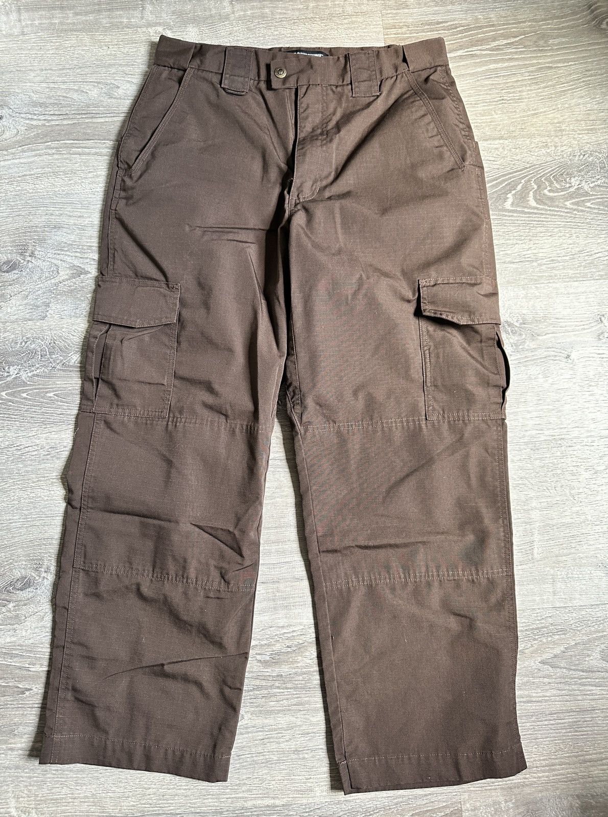 Blackhawk! × Streetwear × Utility Pro Wear Y2K Style Black Hawk Brown ...