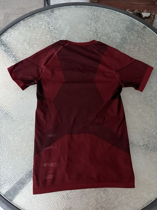 Gymshark GYMSHARK x COMPRESSION SHIRT | Grailed