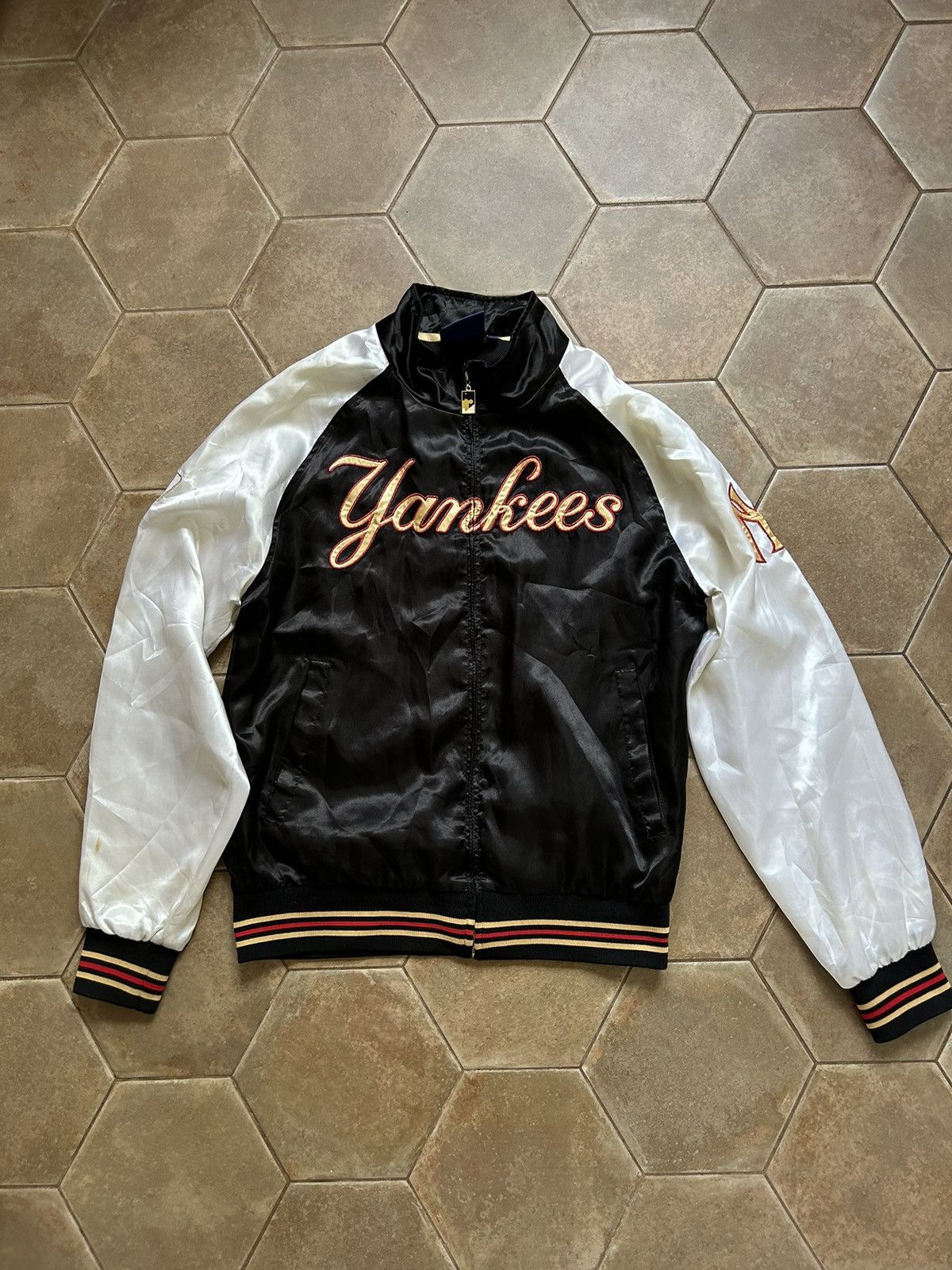 MLB × Majestic × New York Yankees VINTAGE NEW YORK YANKEES BOMBER RARE ...