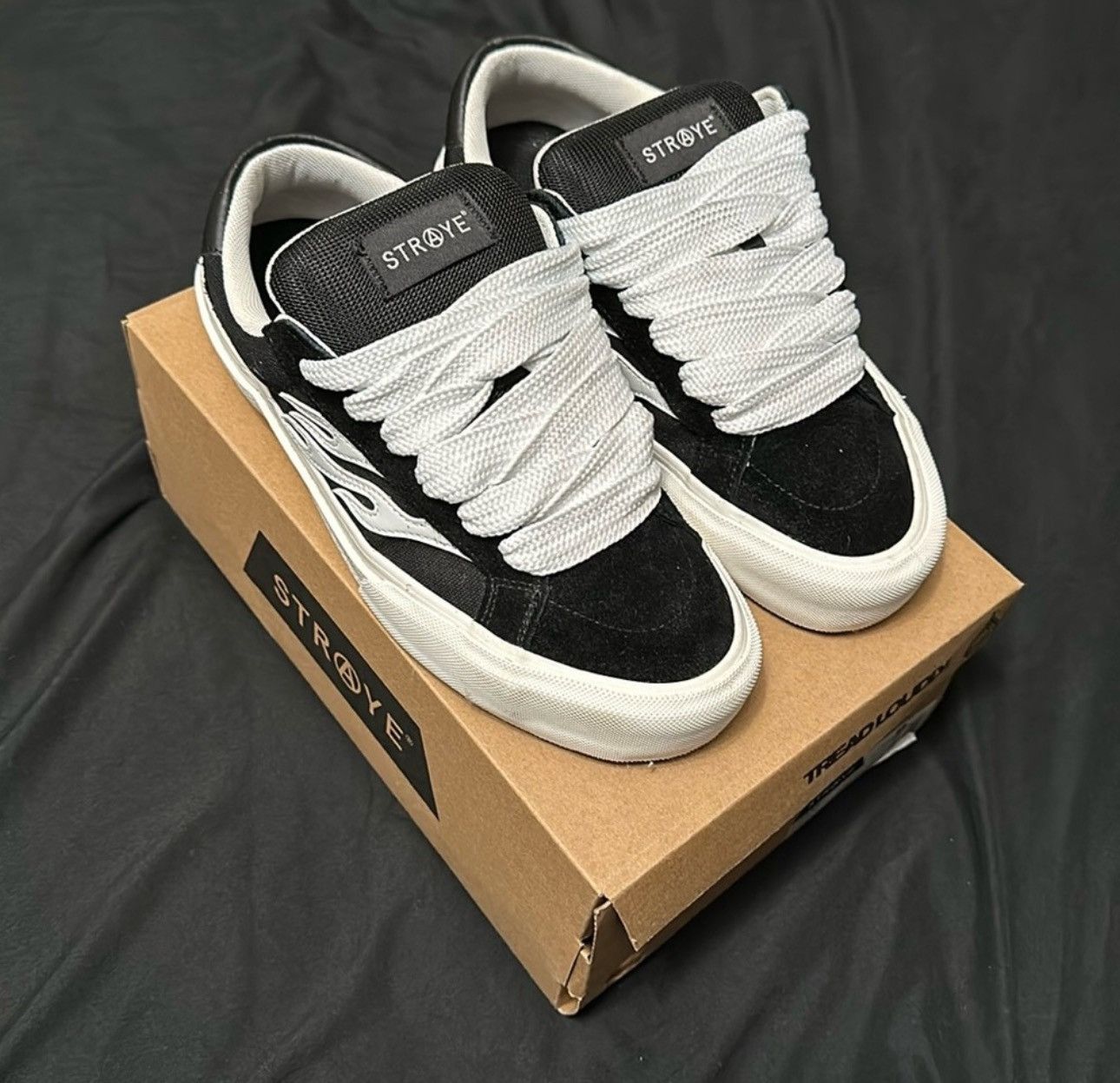 Vintage Straye Logan puff | Grailed